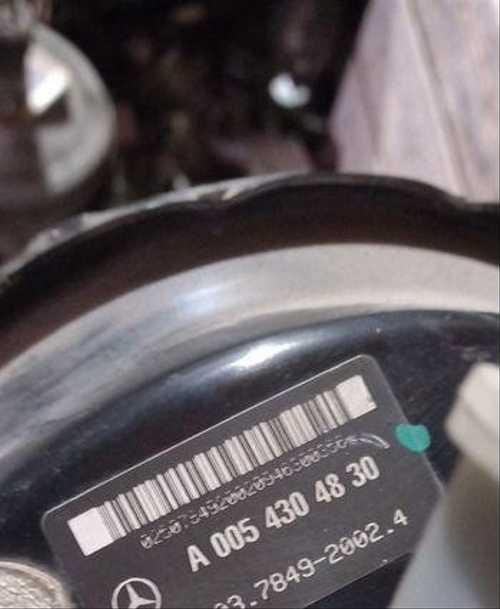 Вакуум тормозной системы Mercedes
