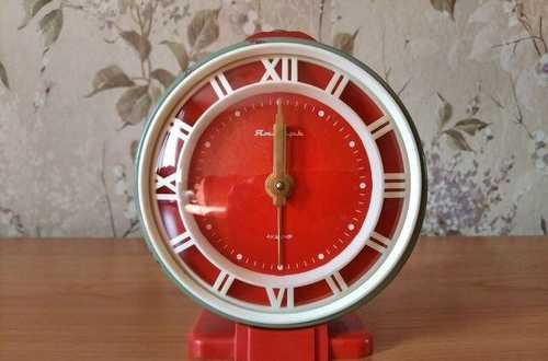 Часы (будильник) "Янтарь" (СССР)