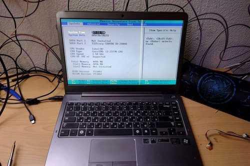 Ноутбук Samsung NP530U4C i3 4Gb DDR3