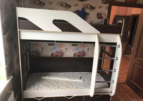 Двухъярусная детская кровать 160х70