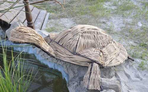 Садовая плетеная скульптура " Черепаха "