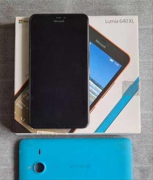 Смартфон Nokia Lumia 640 XL Dual Sim