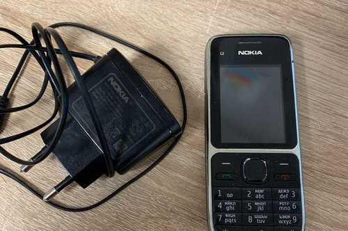 Телефон Nokia C2-01