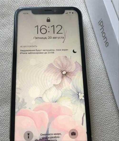 Телефон iPhone11