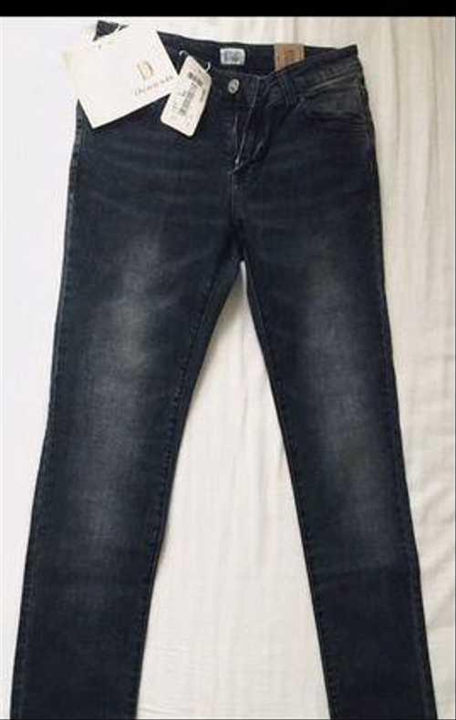 Armani junior джинсы новые