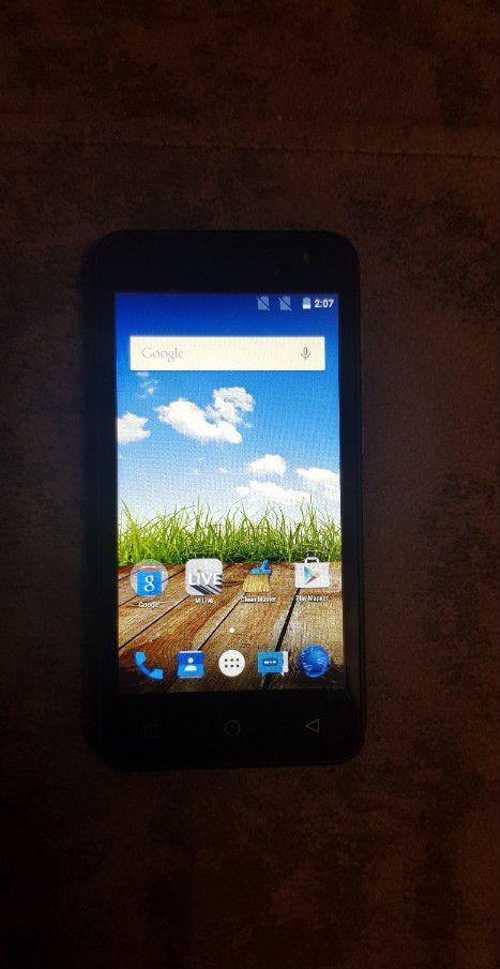 Телефон MicromaxQ415