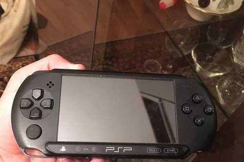 Sony PSP + 2 игры и чехол