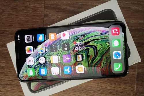 Продам iPhone Xs Max 64 Черный