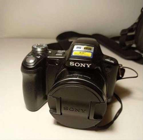 Цифровой фотоаппарат Sony Cuber-shot DSC-H50