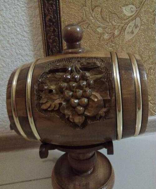 Бочонок ручная работа,грецкий орех