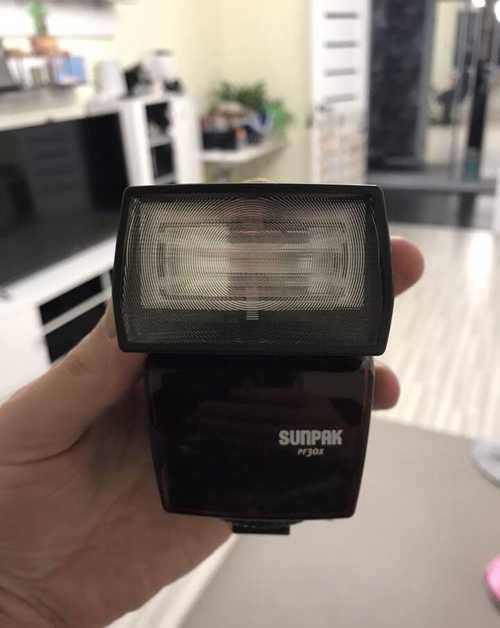 Вспышка Sunpak pf30x для фотоаппарата Canon и Niko