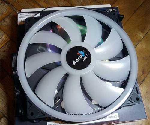 Новый Aerocool Duo 20 (200мм)