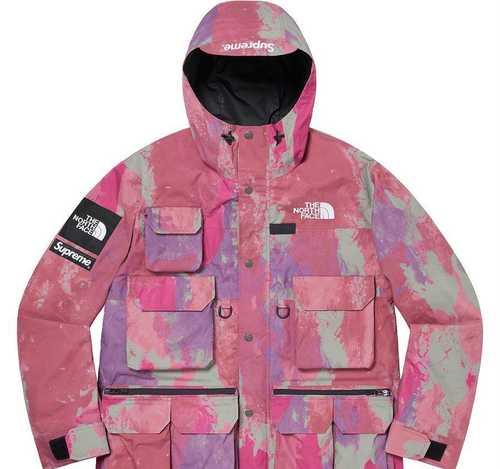 Supreme x The North Face