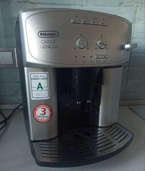 Кофемашина Delonghi esam 2200