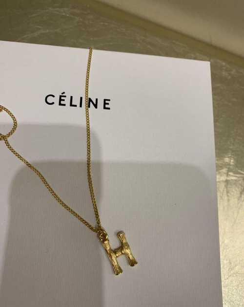 Буква Celine Н маленькая