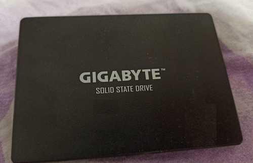 SSD 240Gb GigaByte (SATA-3, 2.5")