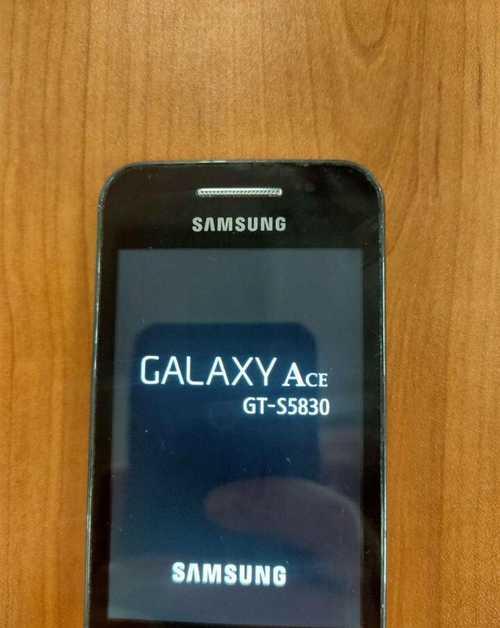Телефон Samsung Galaxy Ace