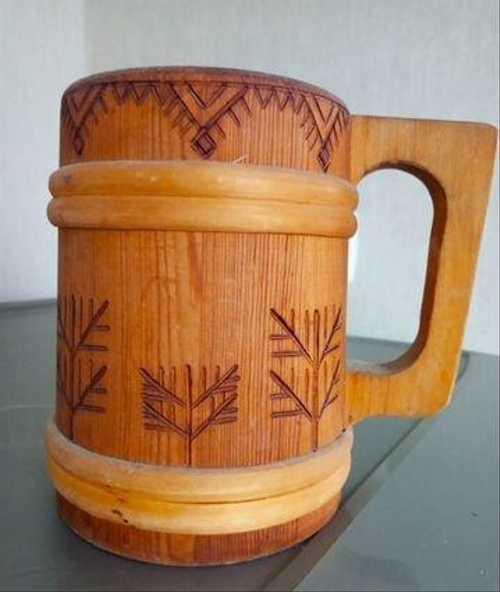 Деревянная декоративная кружка-ваза