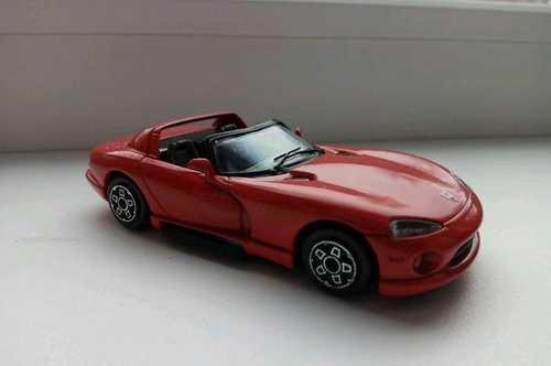 Масштабная модель Dodge Viper RT/10 1:43 Burago