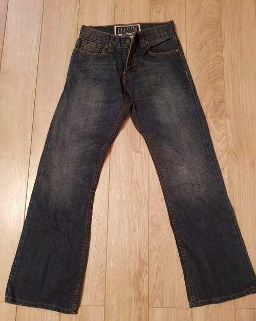Джинсы Levi's 527