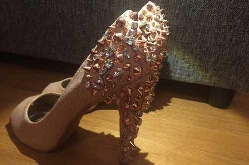 Новые туфли Sam Edelman с открытым носом 40 шипы