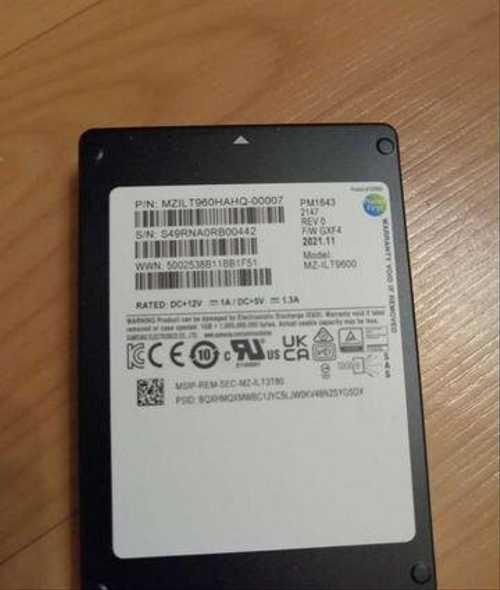 SSD Samsung pm1643a 960gb