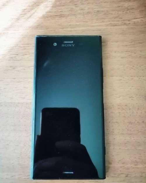 Телефон Sony Xperia Xz1 64/4
