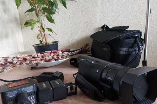 Sony FDR-AX100 - 4K видеокамера + комплект вещей