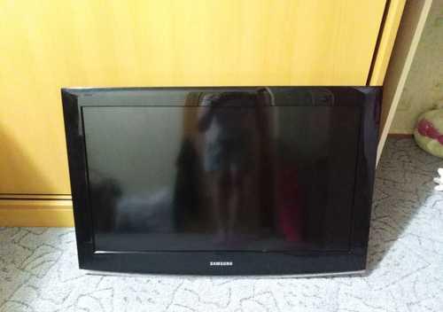 Продам телевизор SAMSUNG LE32B450C7W