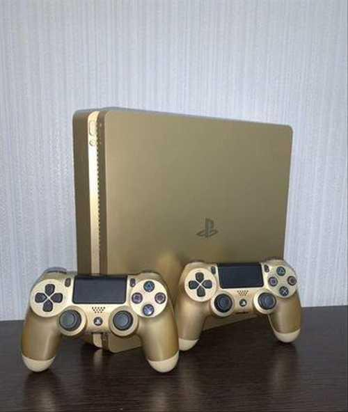 Sony PS4 gold edition