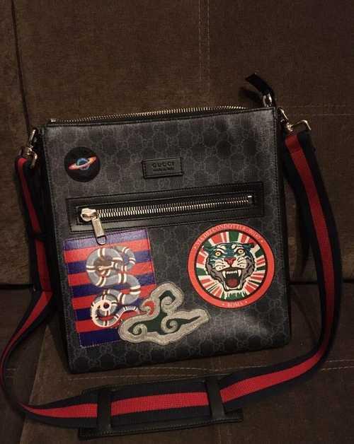 Gucci Night Courrier GG Supreme