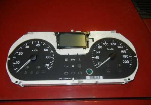 Панель приборов Renault Logan 8200377202