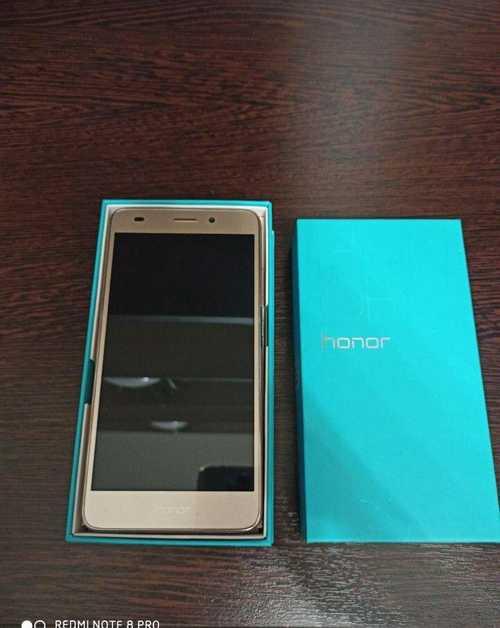 Телефон Huawei Honor 5c