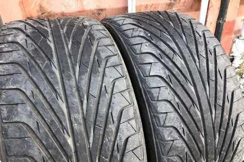 Пара 245/40 R18 Triangle TR968