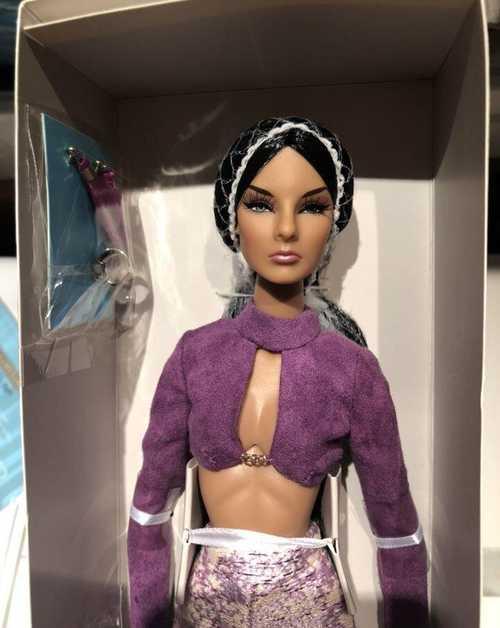 Integrity Toys Fashion Royalty Giselle