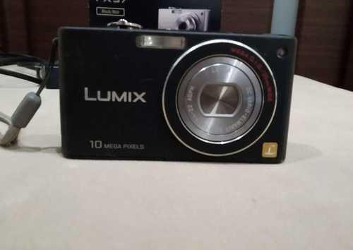 Компактный фотоаппарат Panasonic Lumix