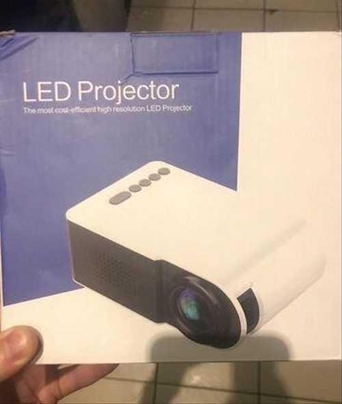 Led multimedia projector