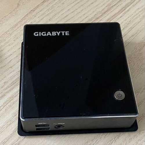 Компьютер Gigabyte Brix 4010 на Intel i3