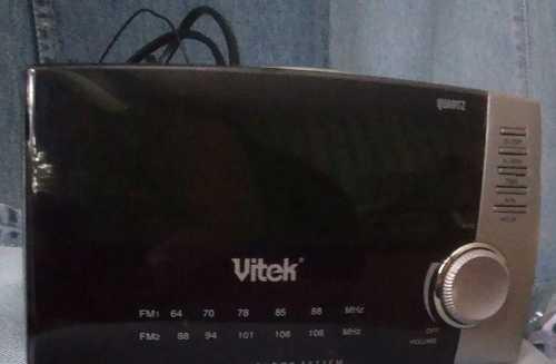 Радиочасы Vitek-3505 в отличном состоянии