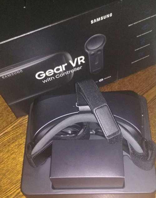 Очки виртуальной реальности Gear VR + контролер