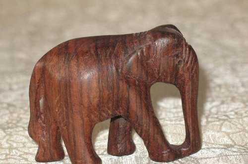 Статуэтка из дерева "слон"