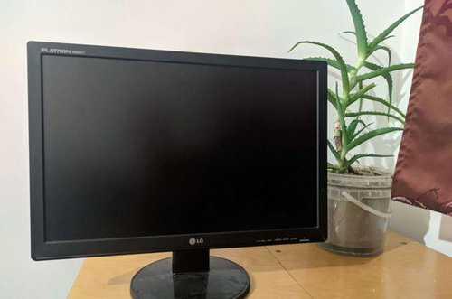 Монитор LG W2042T
