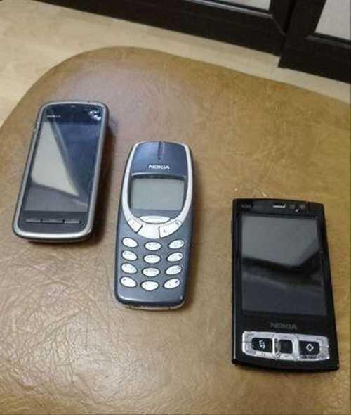 Телефоны Nokia 3310, 5228, N95-3 шт