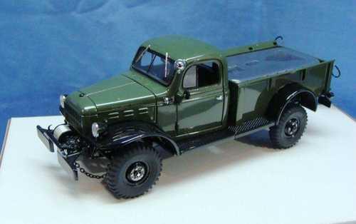 1/24 1946 Dodge Power Wagon Seawolf Danbury Mint