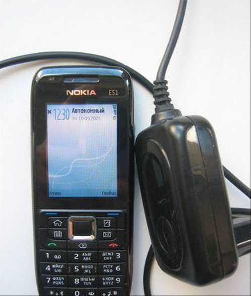 Кнопочный телефон nokia E51