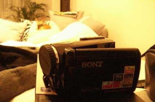 Продаю видеокамеру мини dv/sony DDV-D9