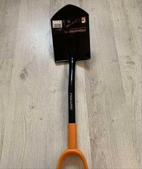 Лопата fiskars colid 84см 1,6кг