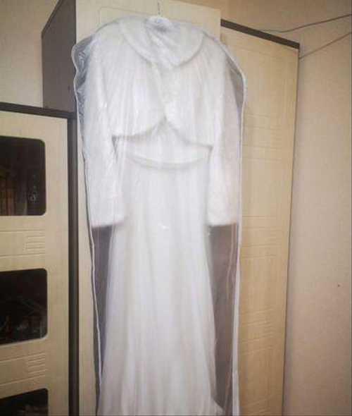 Свадебное платье, размер М (с накидкой)