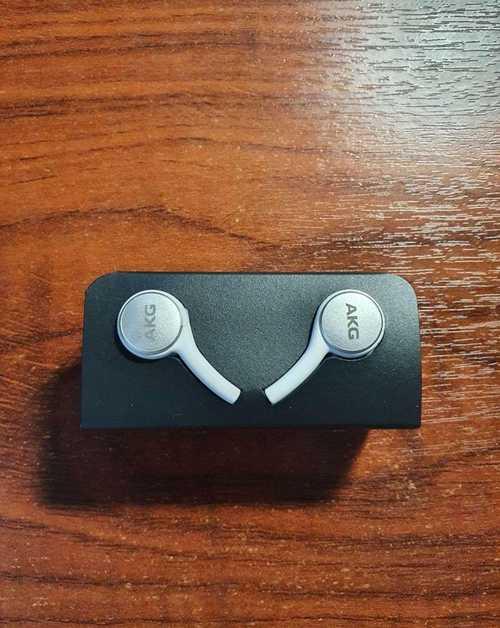 Наушники akg Samsung s10