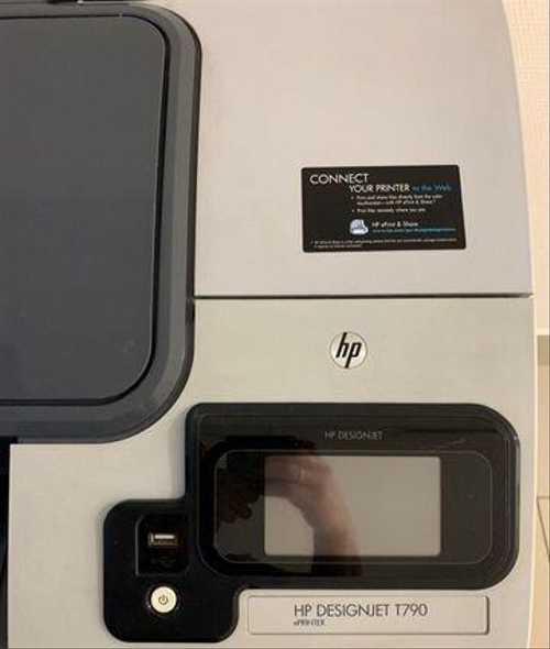Широкоформатный принтер HP DesignJet T790